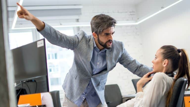 Faltas graves en trabajo ⚠️ | Consideraciones legales Faltas graves en trabajo ⚠️ | Consideraciones legales